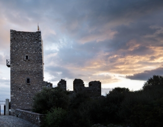 The Tower - Tainaron Blue Retreat